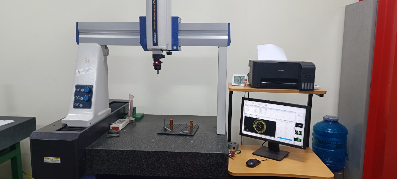 Máy CMM MITUTOYO CRYSTA-PLUS M544